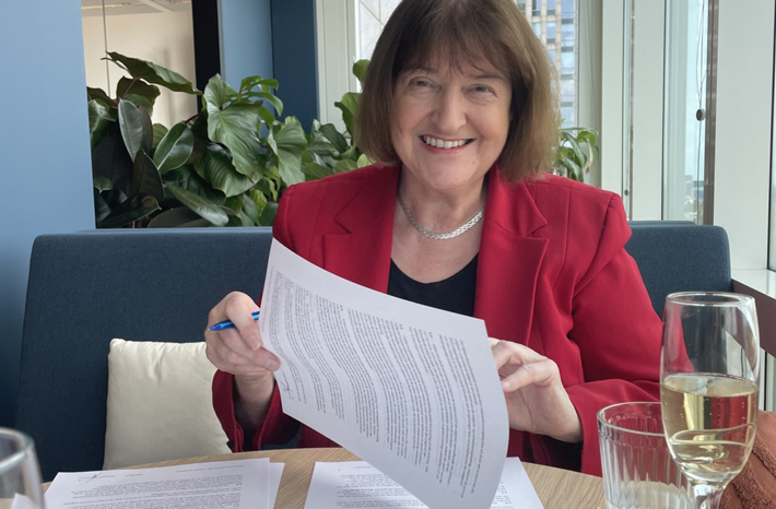 Nannie Wiegman schrijft een boek over de geschiedenis van verpleegkundigen